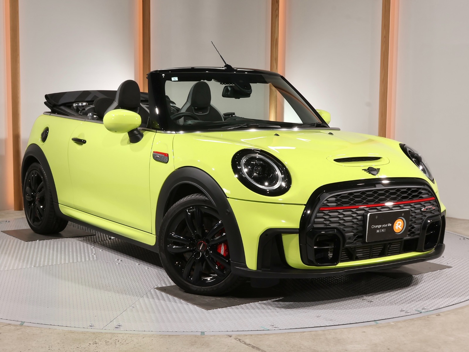 MINIオーナー必見！人気シリーズのミニクーパーあるある「故障じゃないよ！？」編 | ブログ＆メディア | MINI（ミニ）の中古車専門店iR