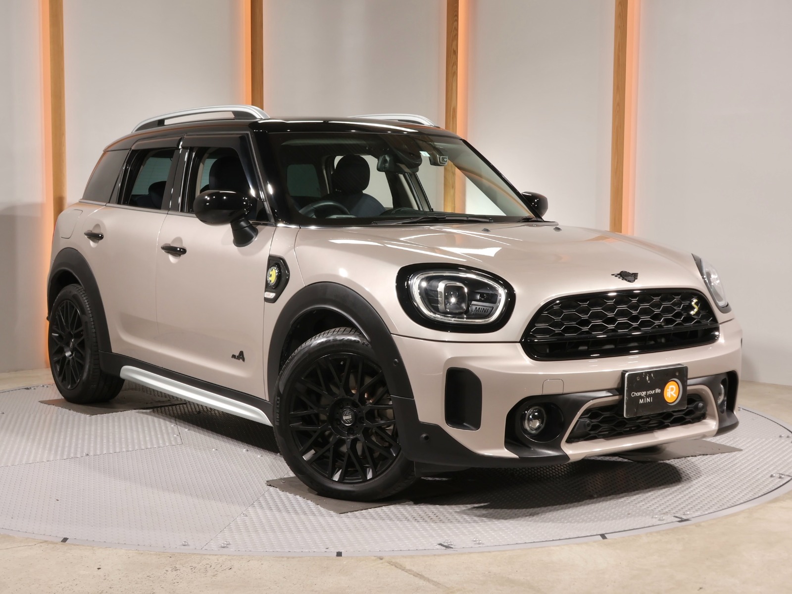 新型ミニカントリーマン(U25)発表！一新したのはデザインだけでなくモデル名やグレード名にも新事実が！ | ブログ＆メディア | MINI（ミニ）の中古車専門店iR